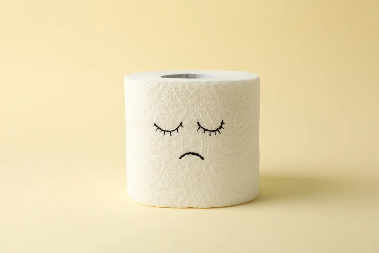 Cólica intestinal: sintomas, principais causas e como aliviar