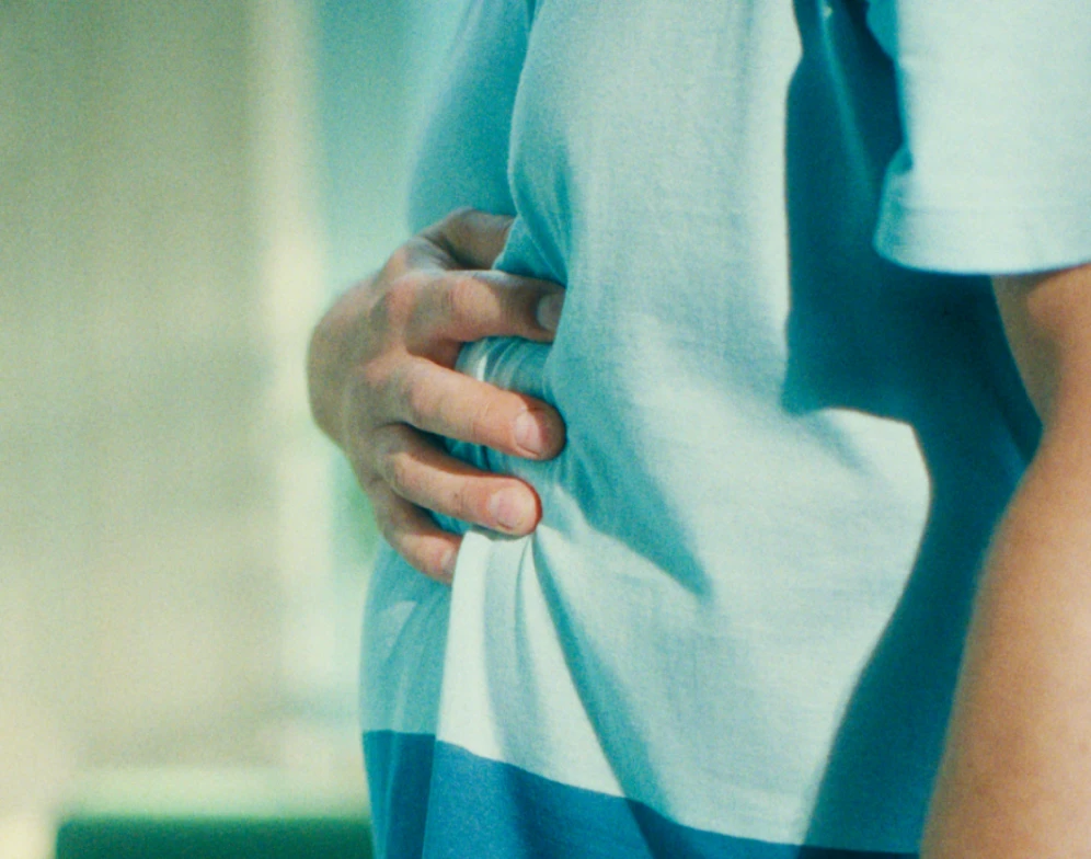 Inchaço na barriga: causas, sintomas e como aliviar.